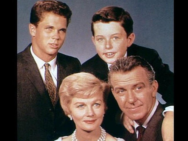 Most beloved television moms - CBS News