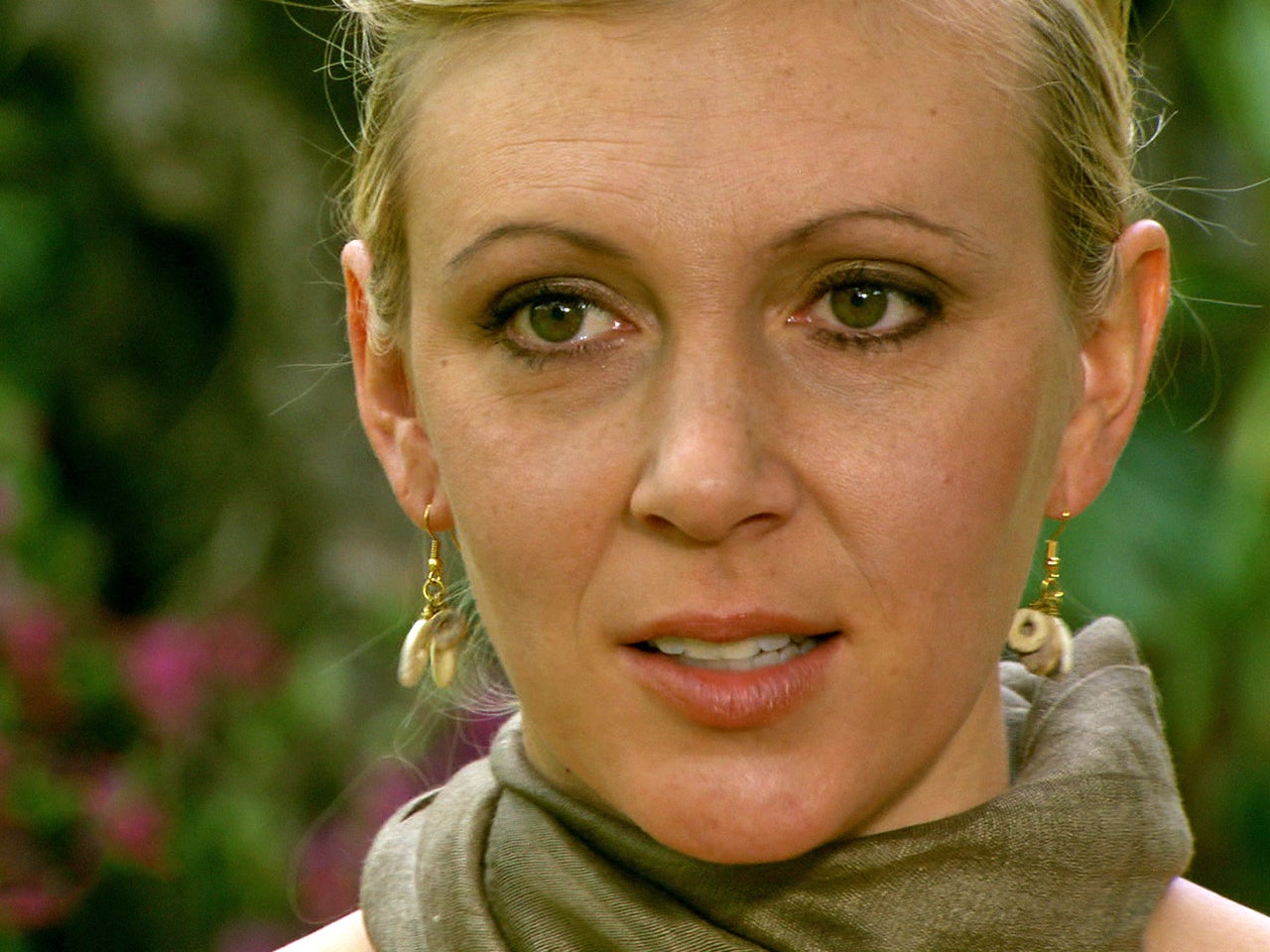 Kidnapped aid worker never thought U.S. would rescue her - CBS News