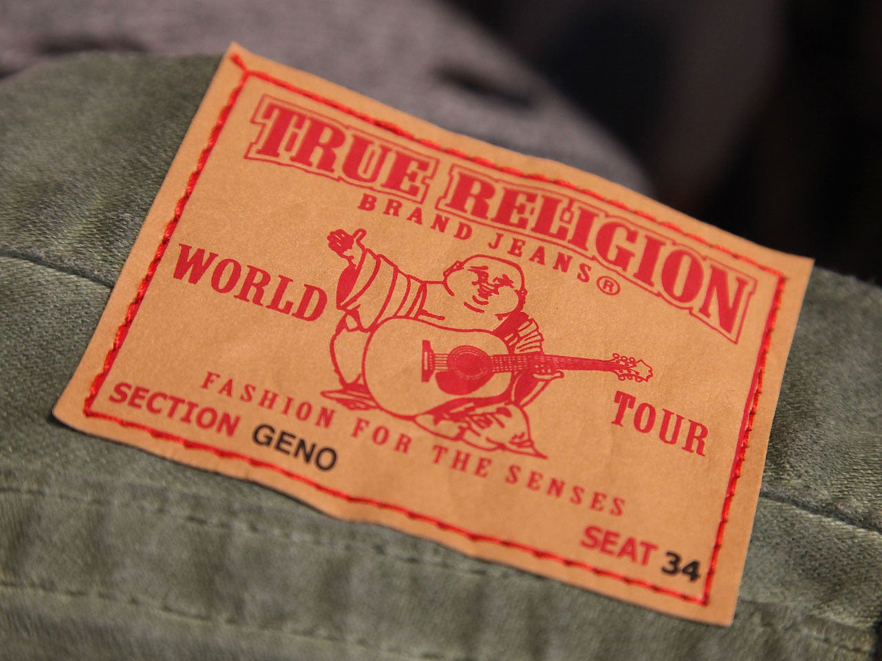 True Religion gets $826 million bid - CBS News