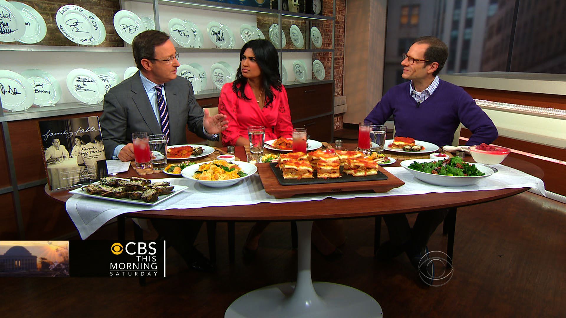 THE Dish: Chef Michael Romano's "Mama Romano's" lasagna - CBS News