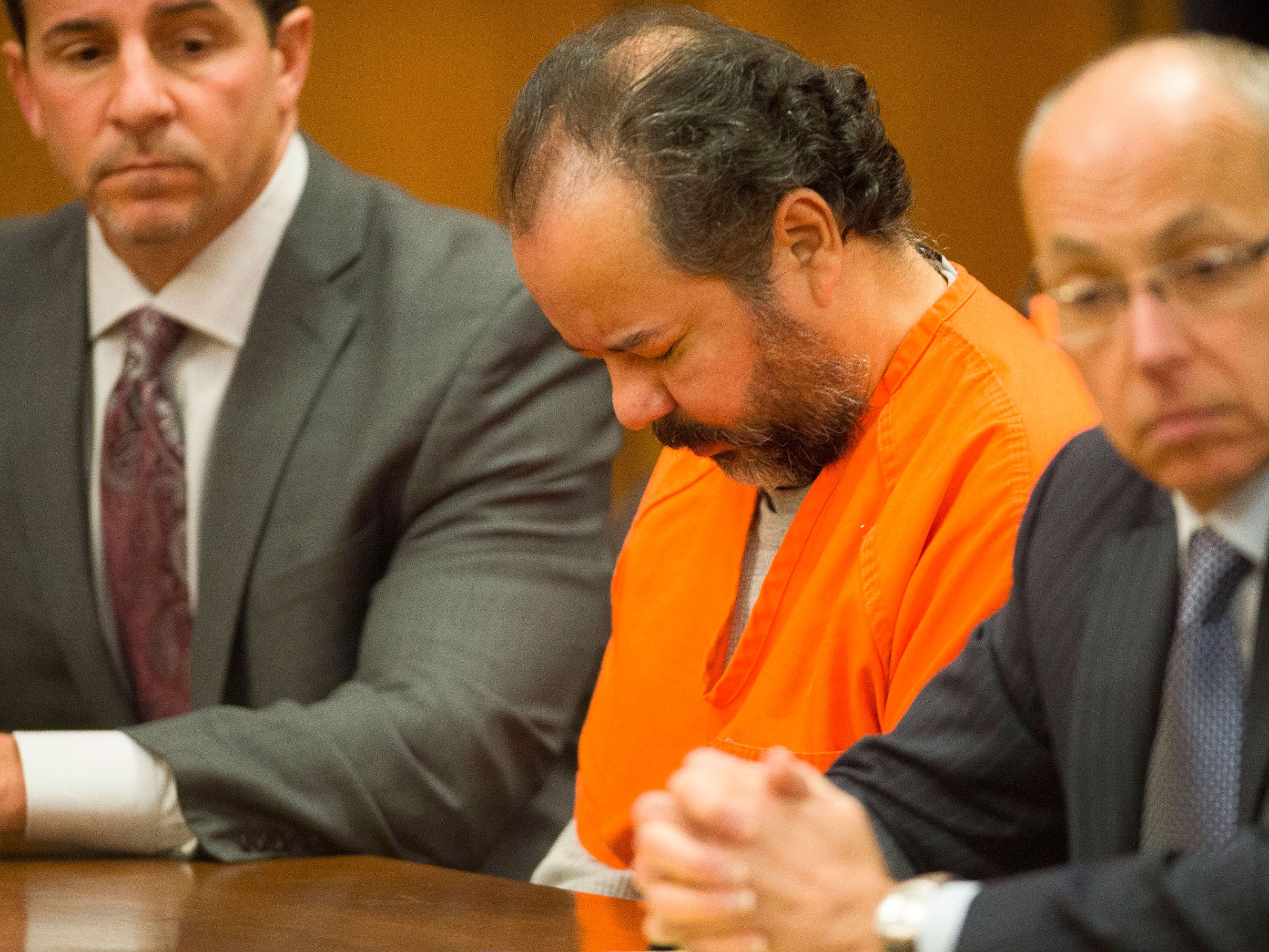 Ariel Castro Update: Alleged Cleveland kidnapper appears in court ...
