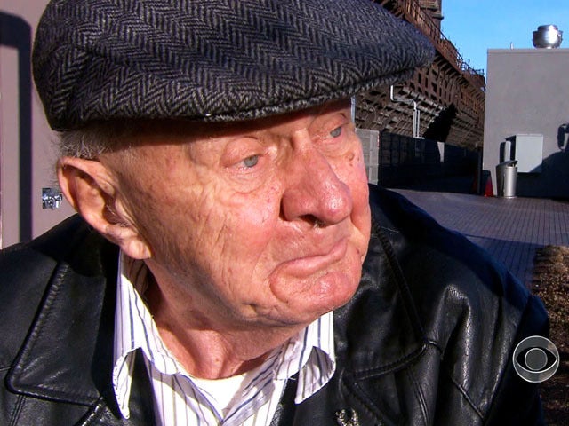 Ex-steelworker keeps memory of Bethlehem Steel from rusting away - CBS News