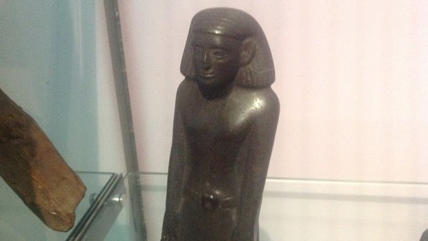 Ancient Egyptian statue spins on its own at Manchester Museum - CBS News