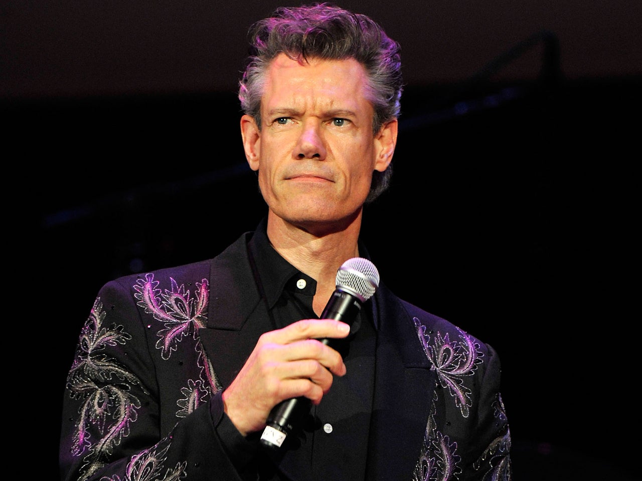 Randy Travis: Country music friends visit, send prayers - CBS News
