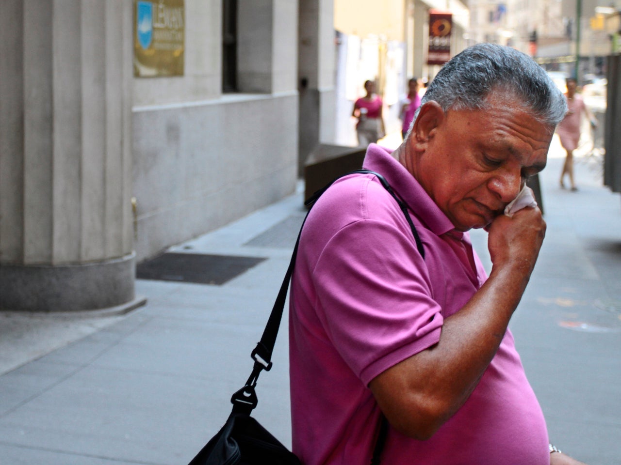 Heat wave continues to stifle large swath of U.S. - CBS News