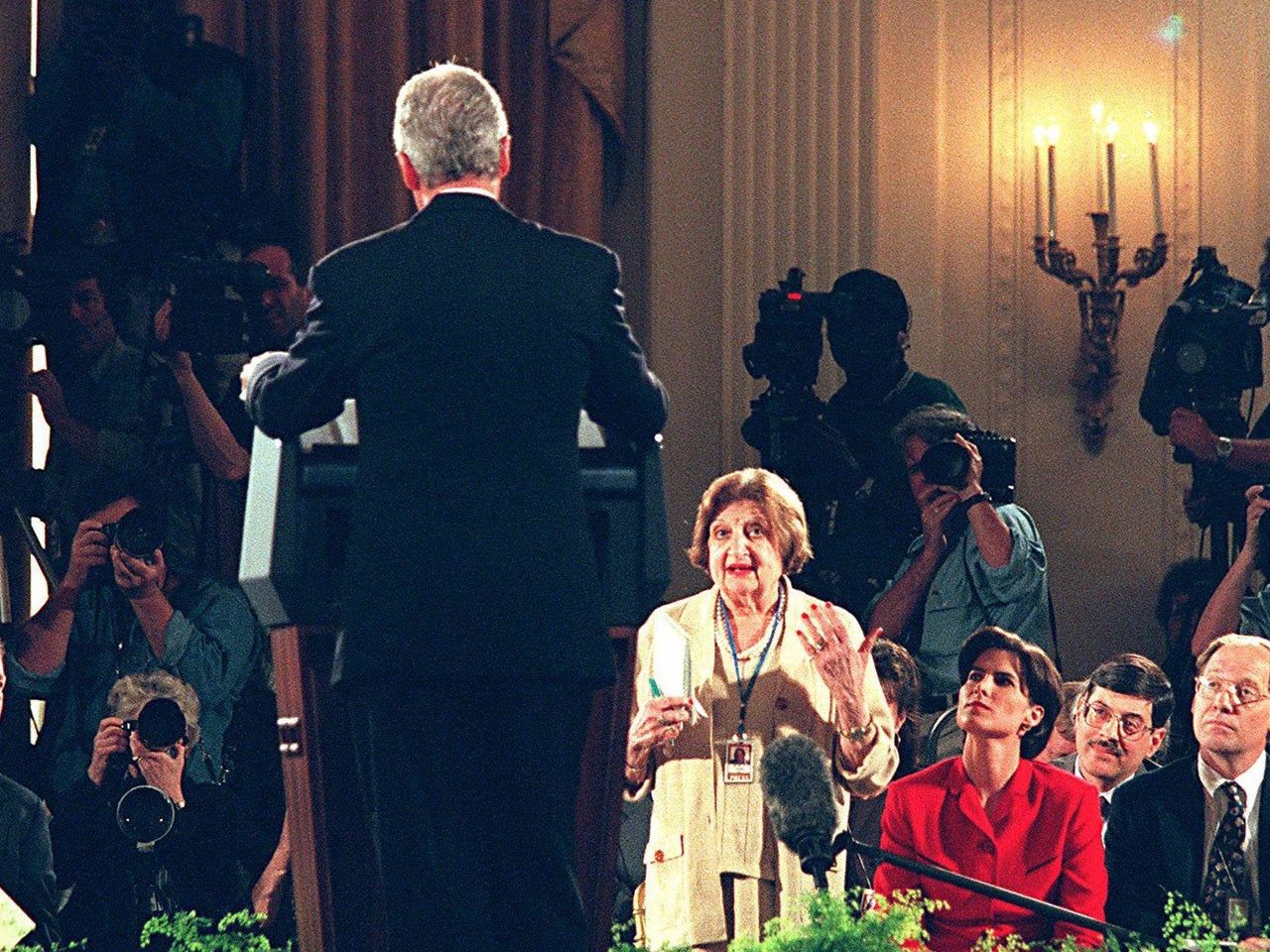 Memories of Helen Thomas - CBS News