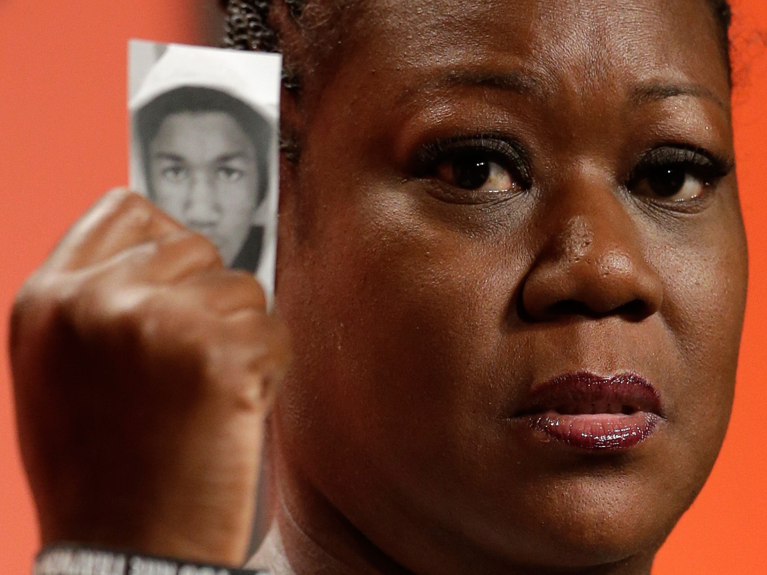 Trayvon Martin's mother speaks out against stop-frisk - CBS News