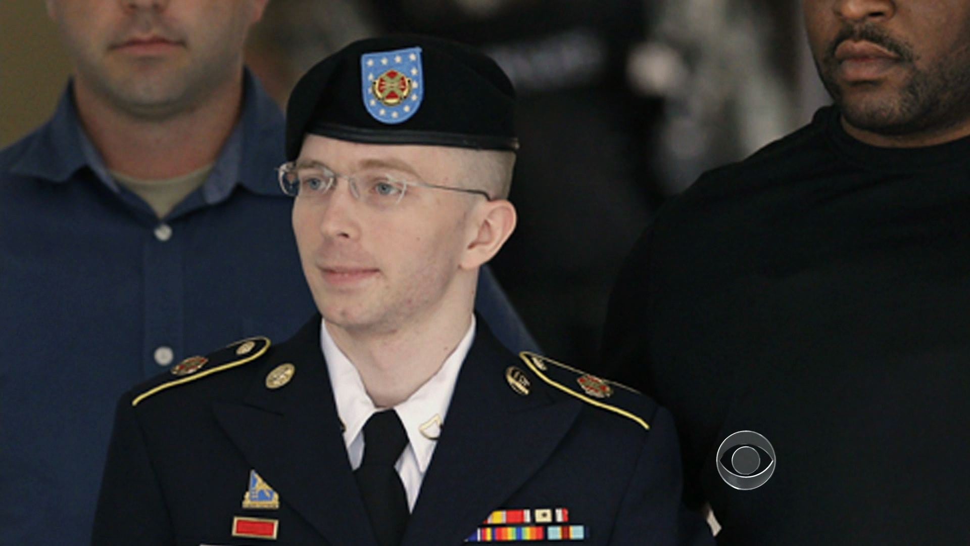 Army general: Manning's leaks hurt relationships with Afghans - CBS News
