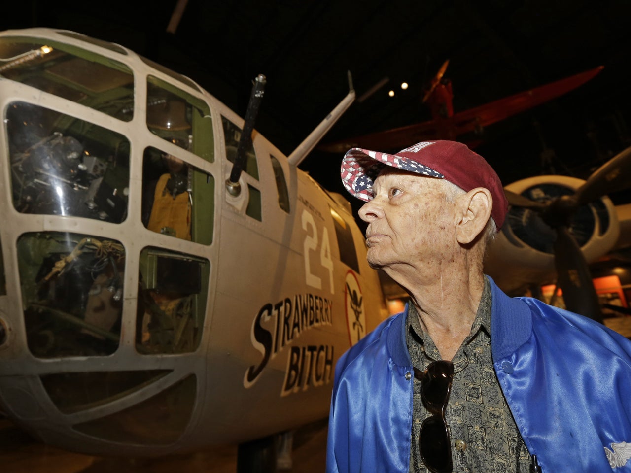 Raiders of "Hitler's gas station" reunite in Ohio - CBS News
