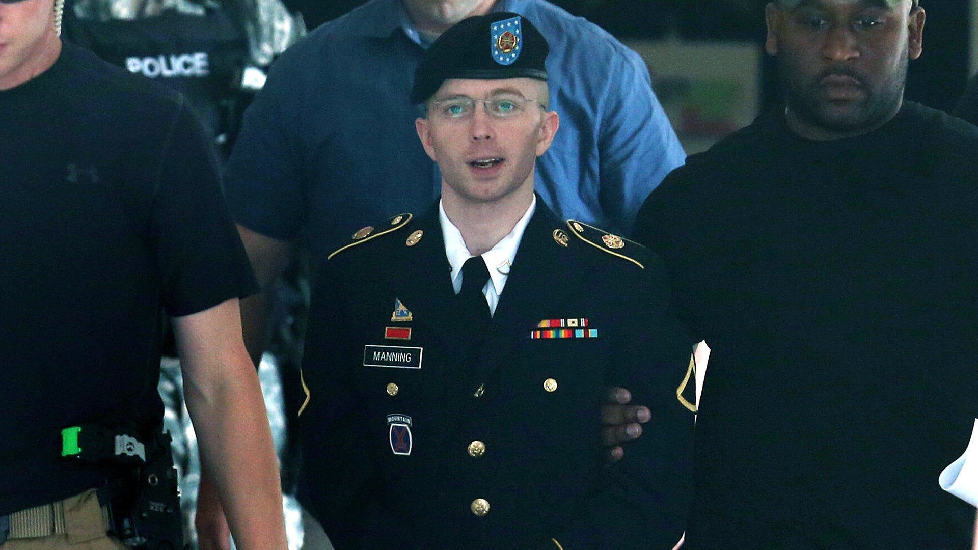 Tighter security at Bradley Manning hearing after video leak - CBS News