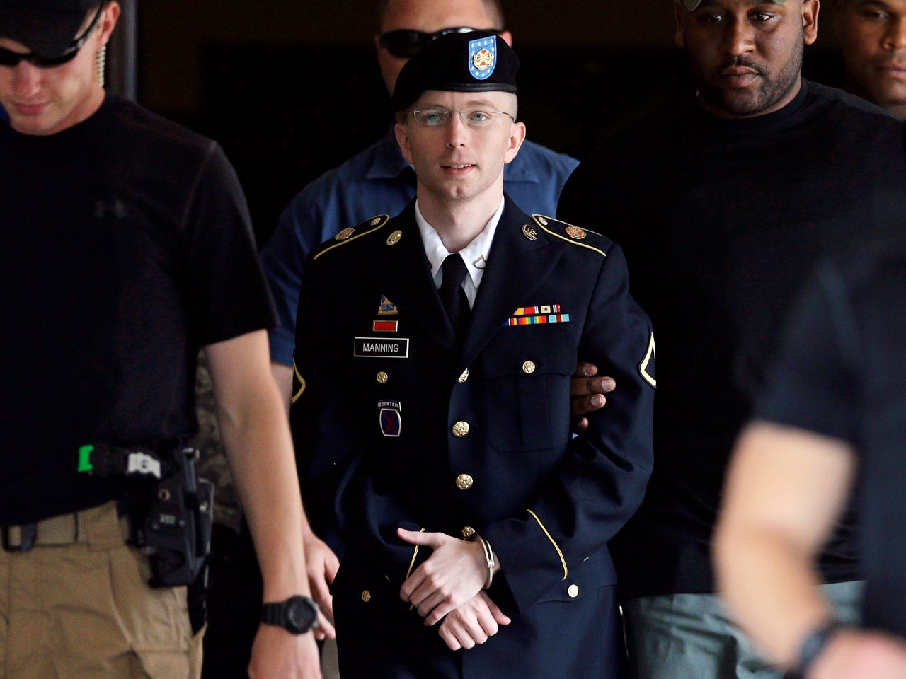 Bradley Manning sentencing to happen Wednesday - CBS News