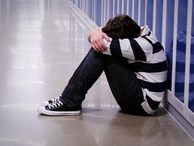 Shouting at teenagers may make their behavior worse - CBS News