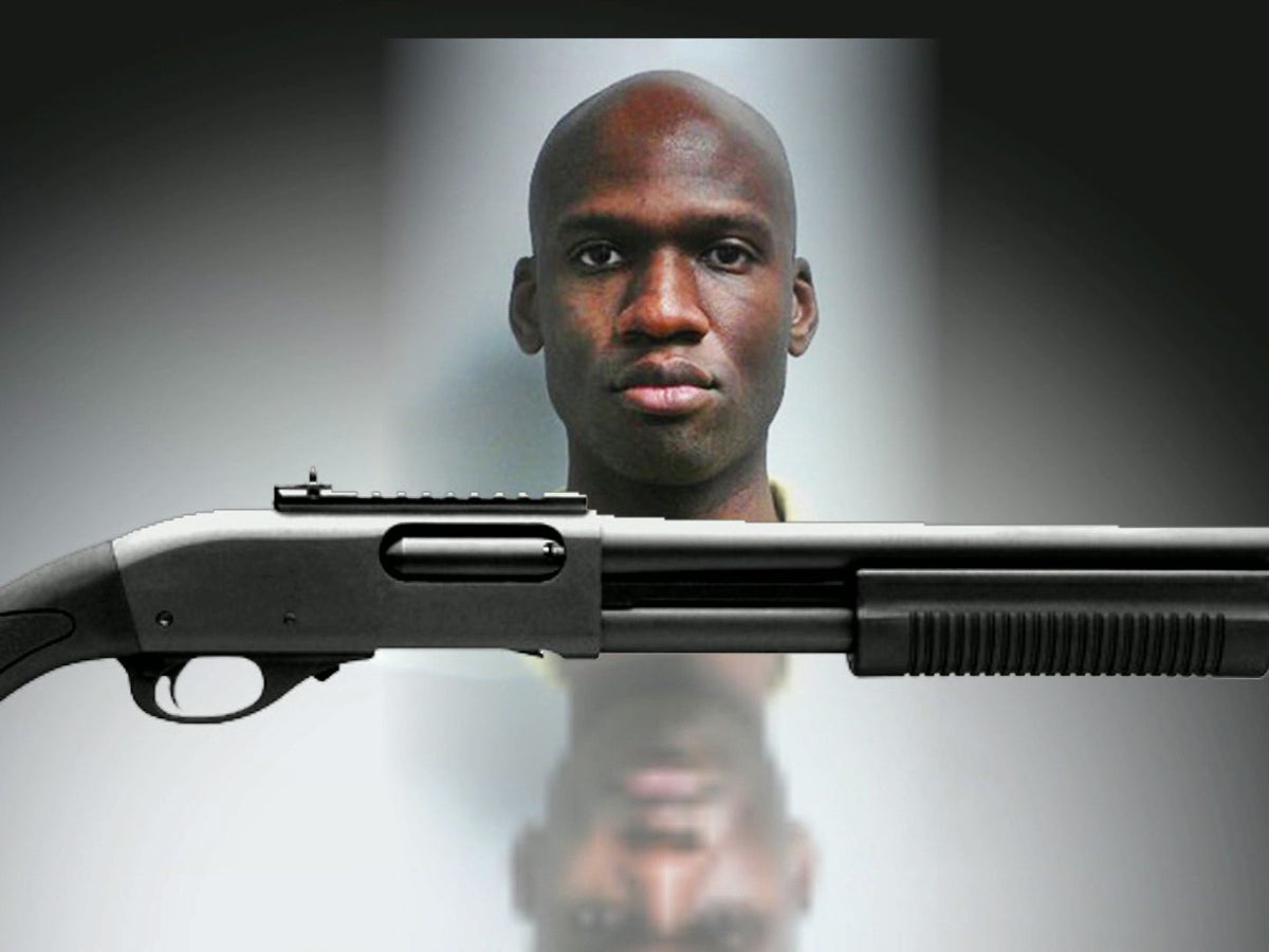 Navy Yard shooter etched messages into shotgun used in massacre - CBS News