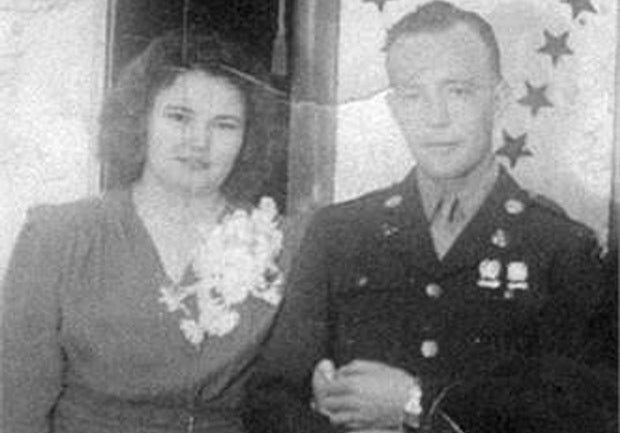 Daughter to get father's Purple Heart and letter he wrote to her - 7 ...
