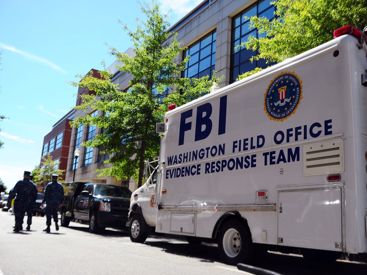 ATF out of loop during Navy Yard investigation - CBS News