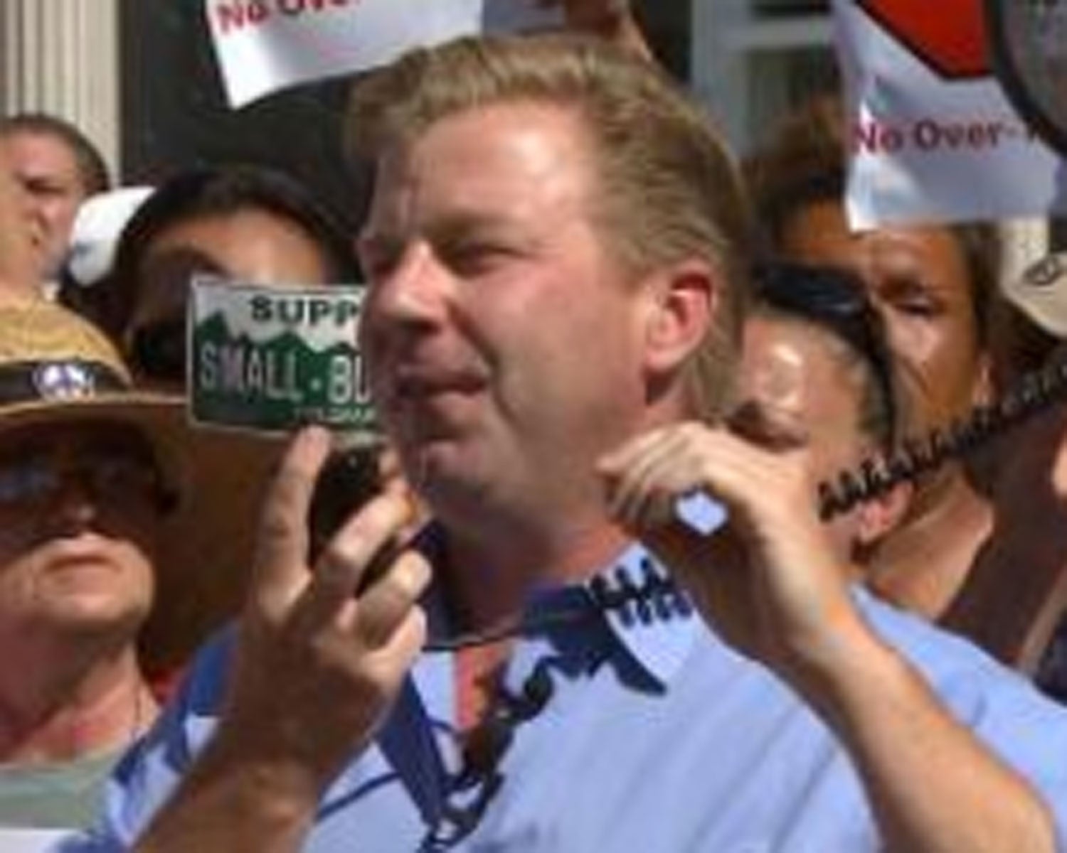 "High Profile": Pro-marijuana lawyer allegedly caught smoking joint at ...