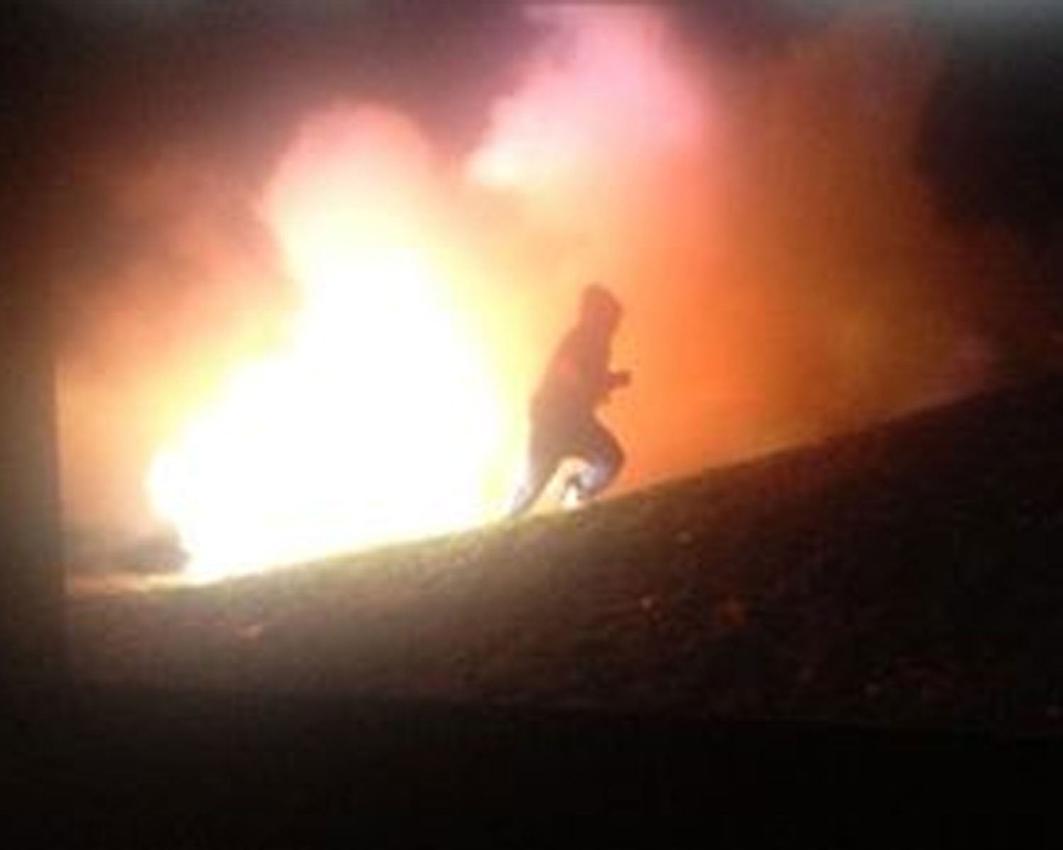 "Riot" in Wash. St. college town brings out SWAT team - CBS News