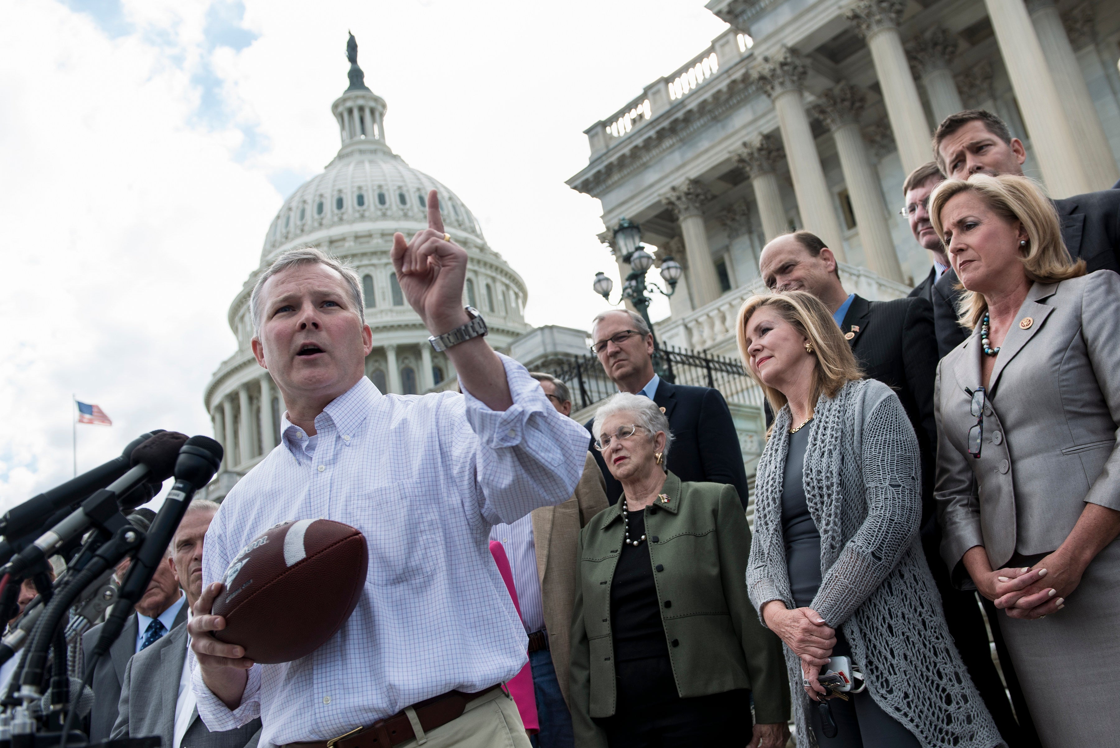 Rep. Tim Griffin to retire - CBS News