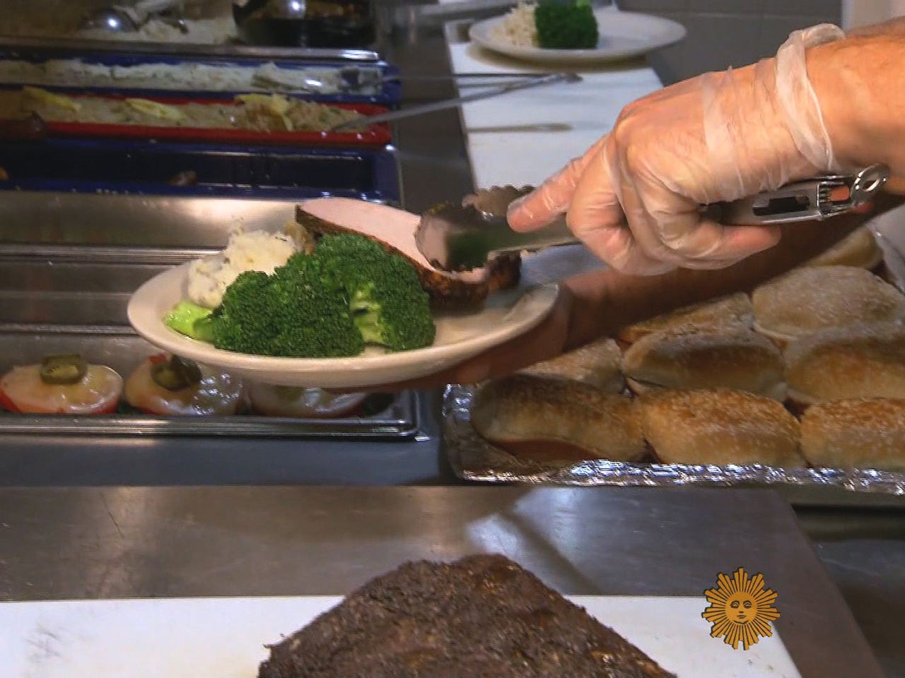 How to feed an army its veggies and quinoa - CBS News