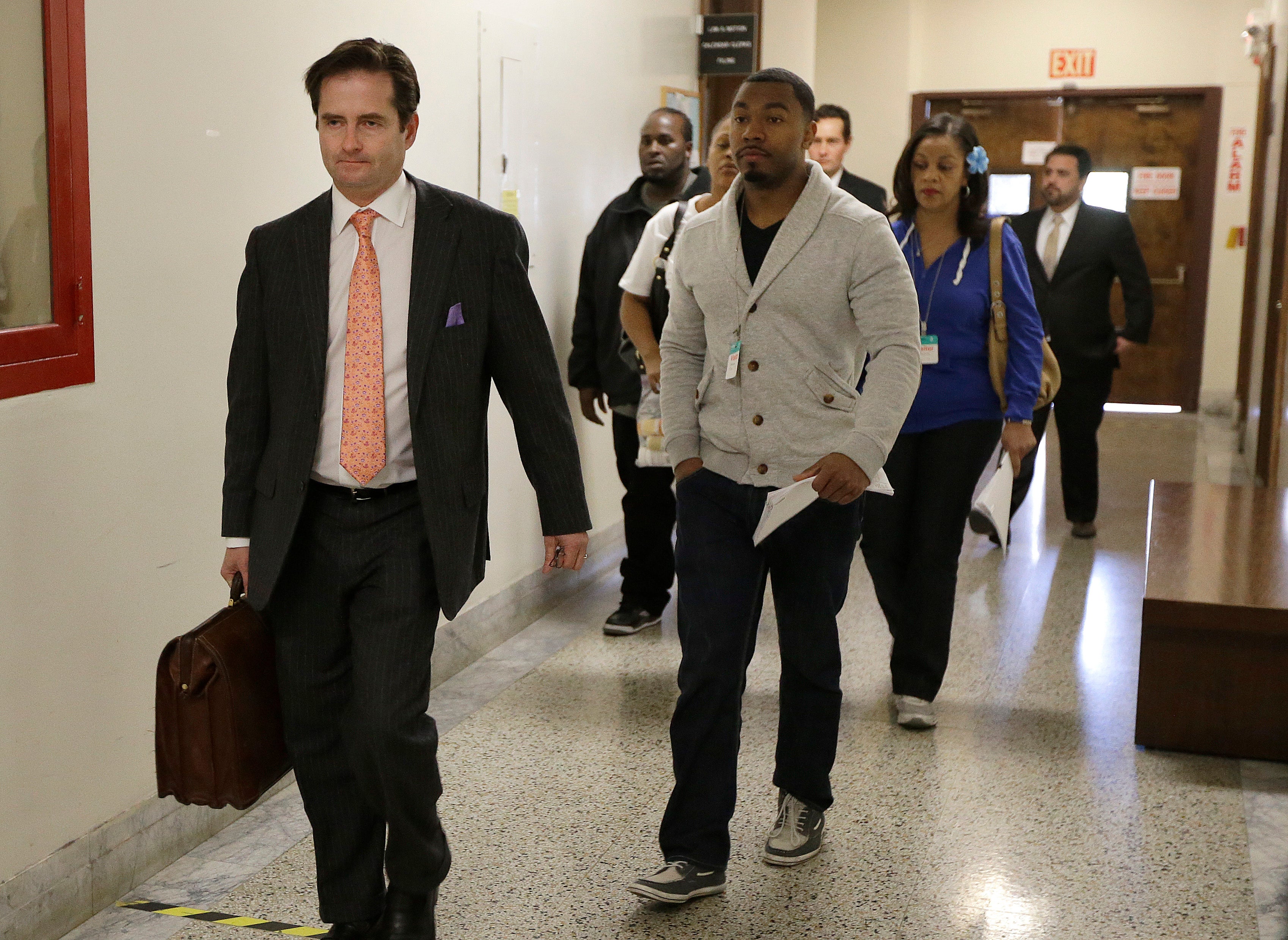 Judge orders "brain dead" teen Jahi McMath kept on ventilator through ...