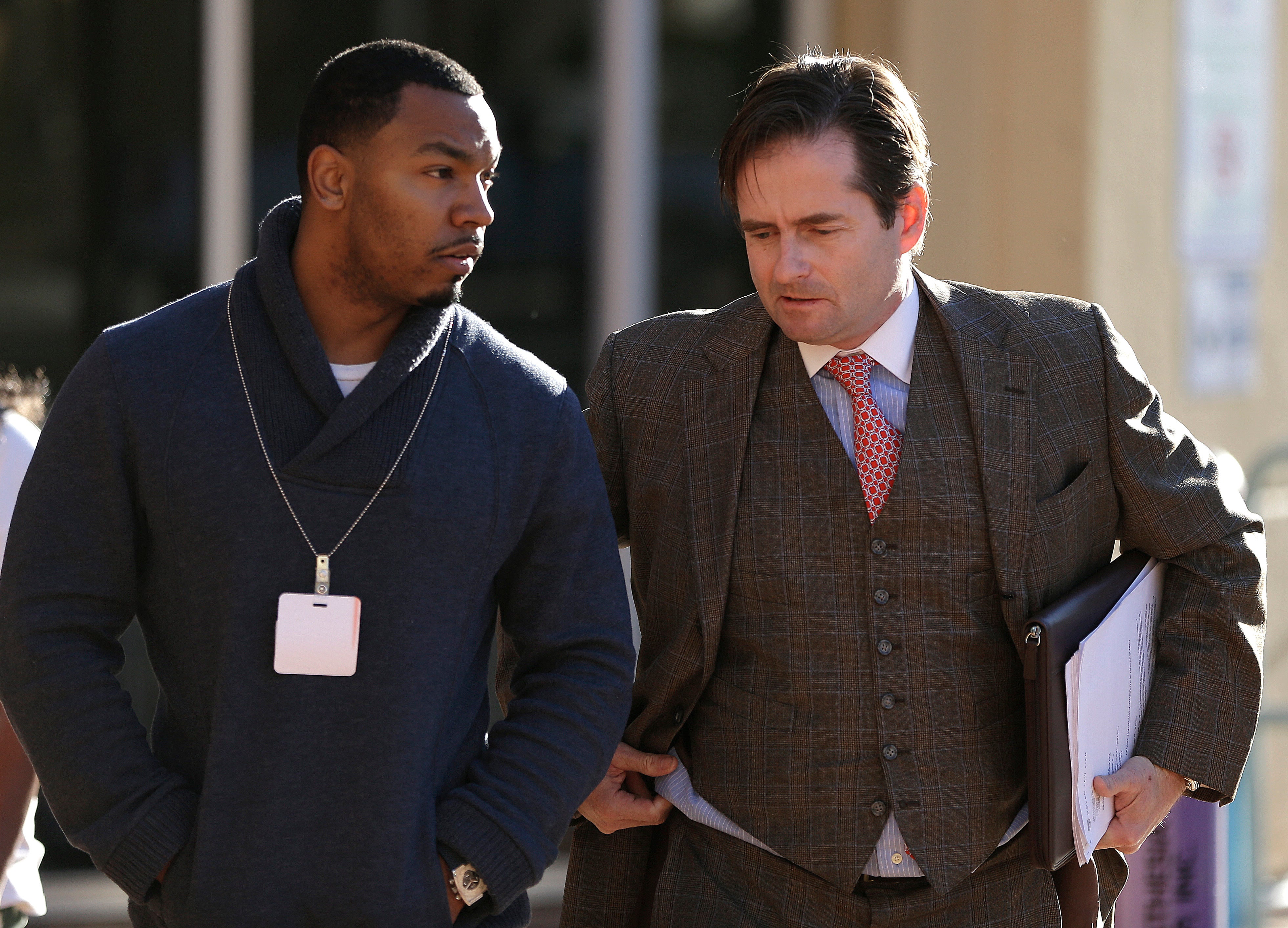 Nursing home says it won't take brain-dead teen Jahi McMath - CBS News