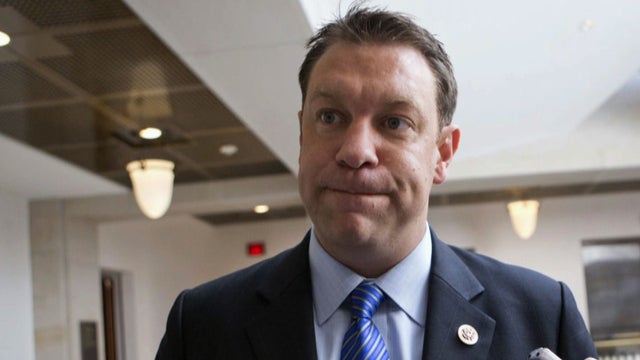 Florida voters set to fill seat vacated by Rep. Trey Radel - CBS News