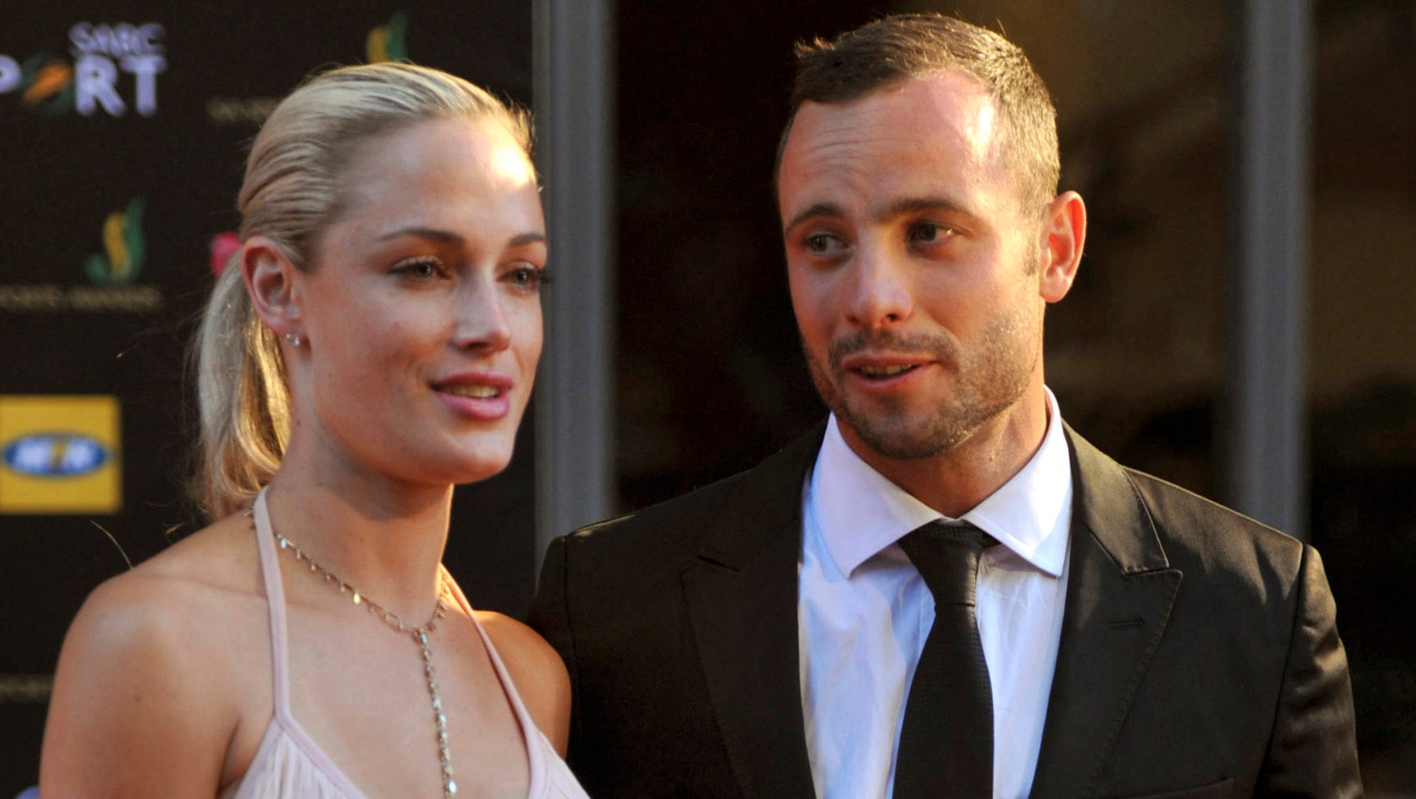 Oscar Pistorius murder trial set to open - CBS News