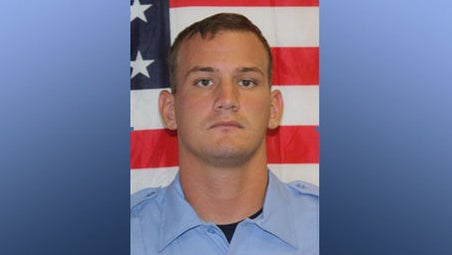 Off-duty Houston firefighter shot dead by neighbor - CBS News