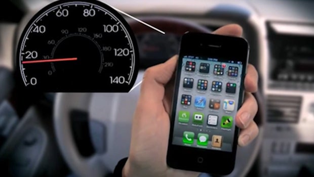 New apps attempt to stop teens from texting while driving - CBS News