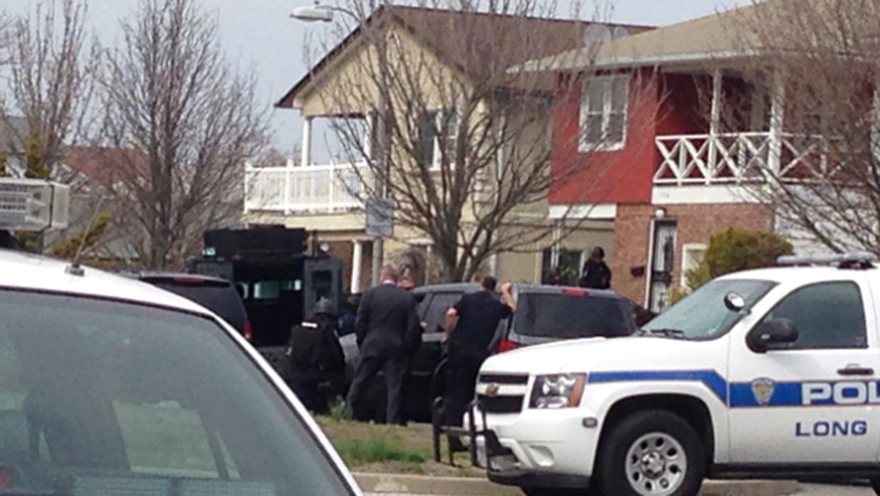 FBI joins New York "Swatting" prank investigation - CBS News