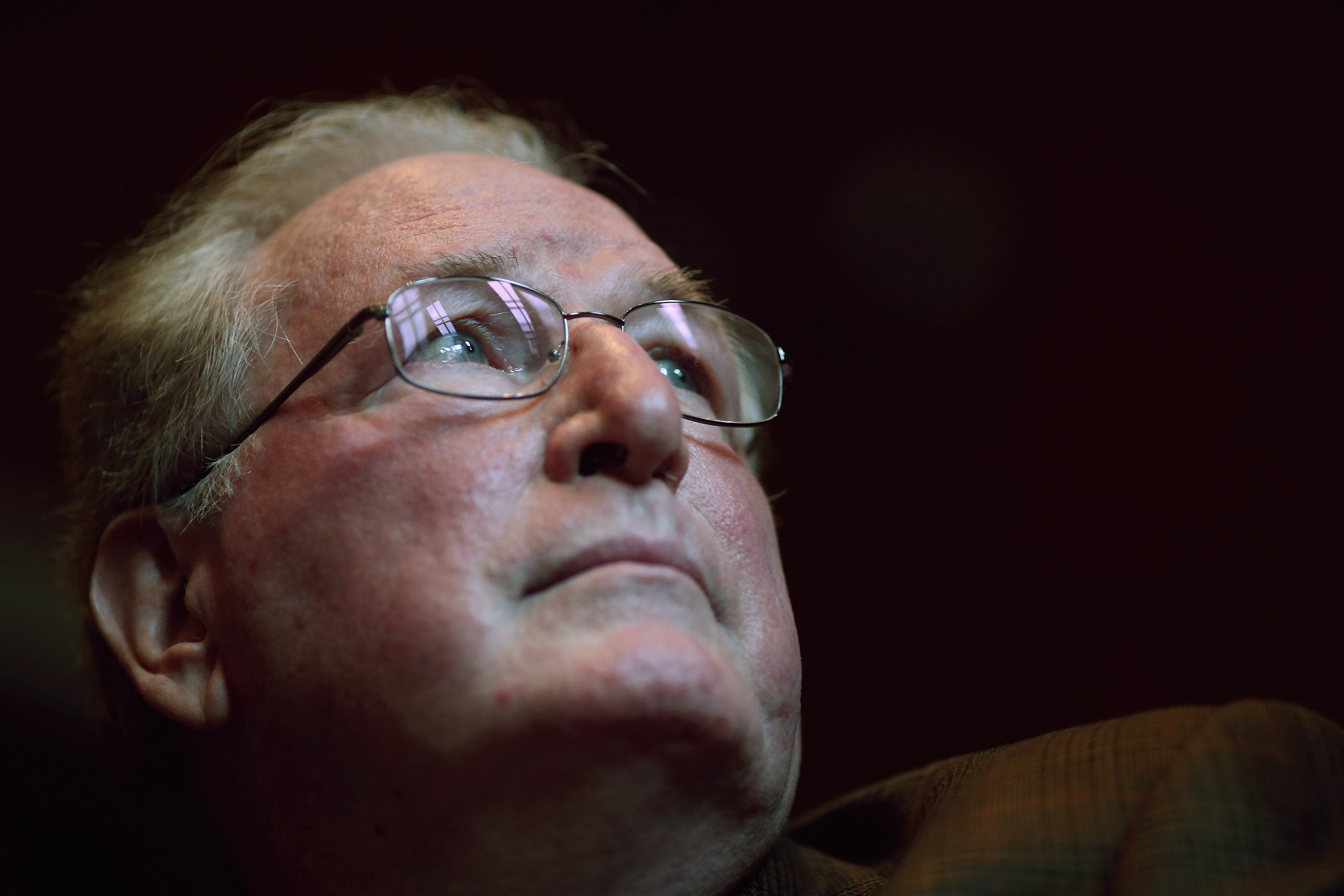 Sen. Jay Rockefeller plays the race card - CBS News