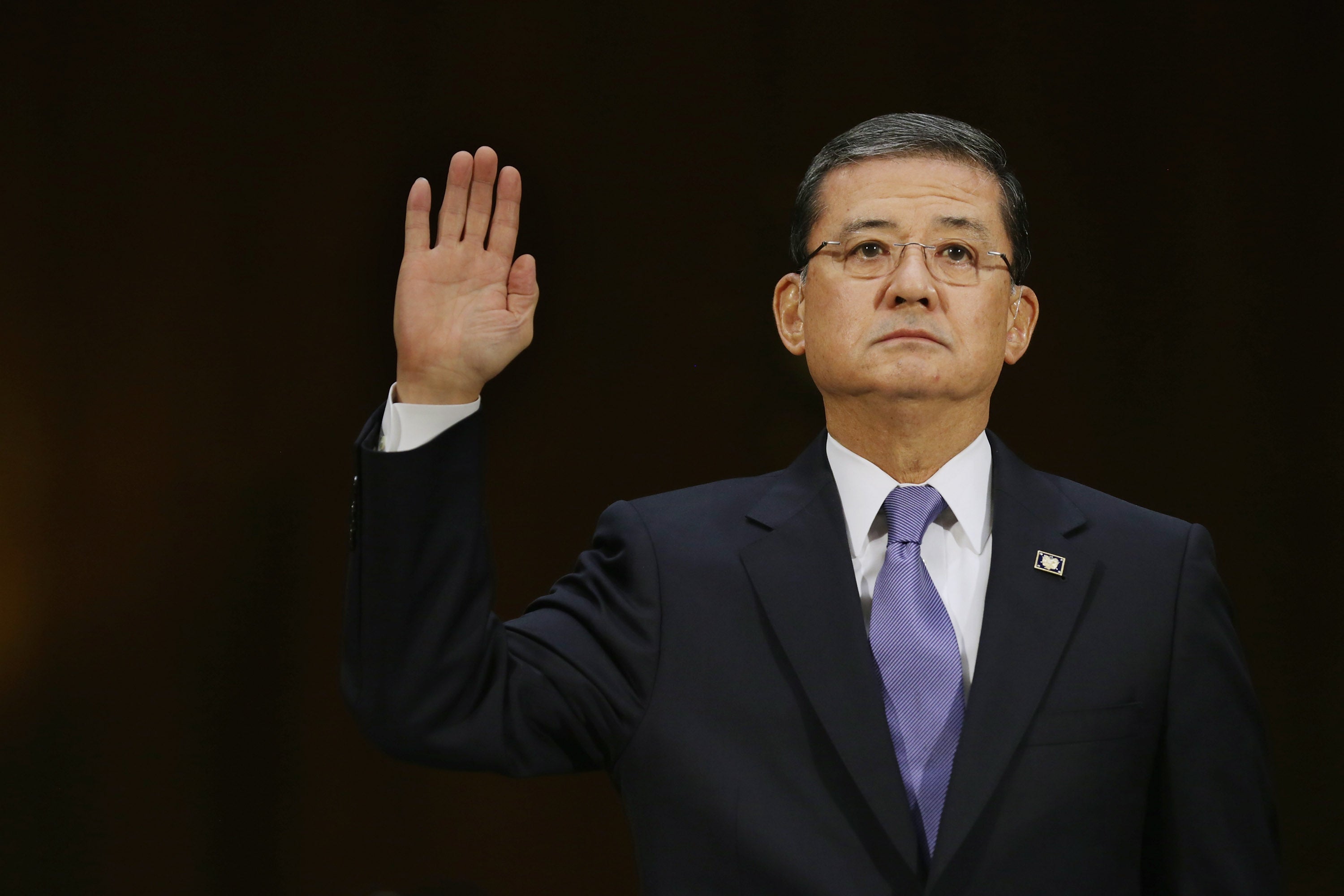 Eric Shinseki: I'm "mad as hell" over VA scandal - CBS News
