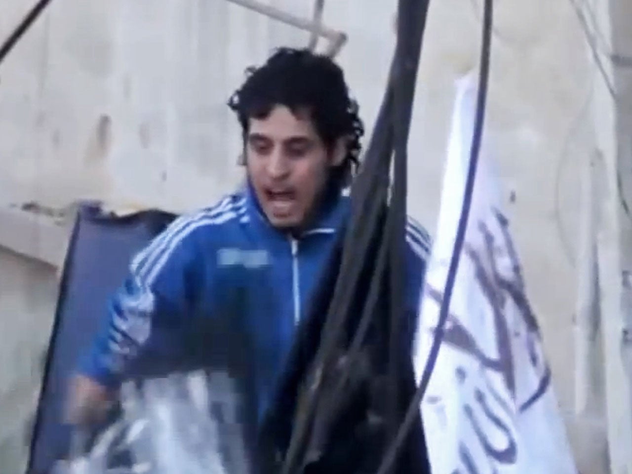 Former Syrian soccer star becomes rebel icon - CBS News