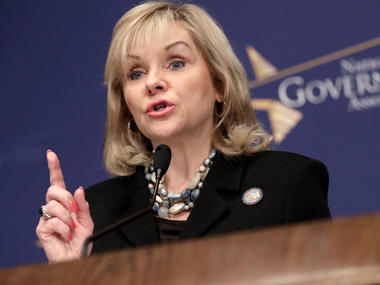 Common Core repeal in Oklahoma signed by Governor Mary Fallin - CBS News