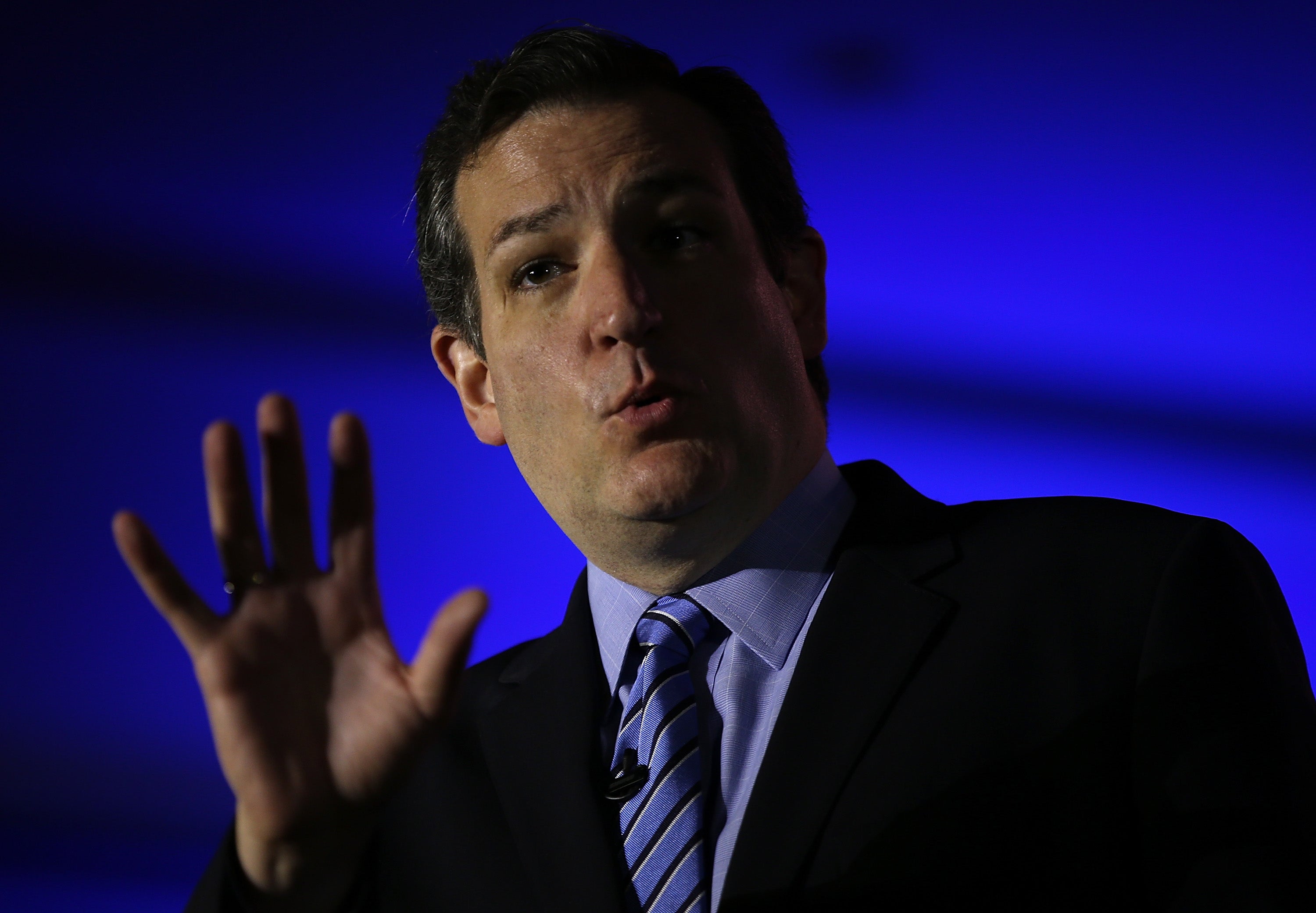 Sen. Ted Cruz: No longer a Canadian citizen - CBS News