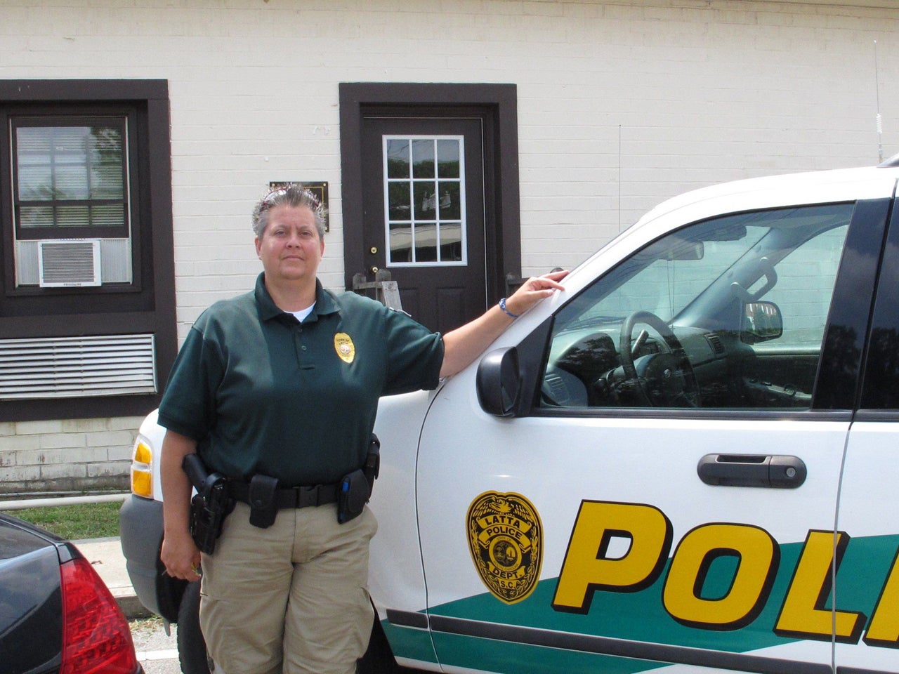 Small South Carolina town rallies for fired gay police chief - CBS News