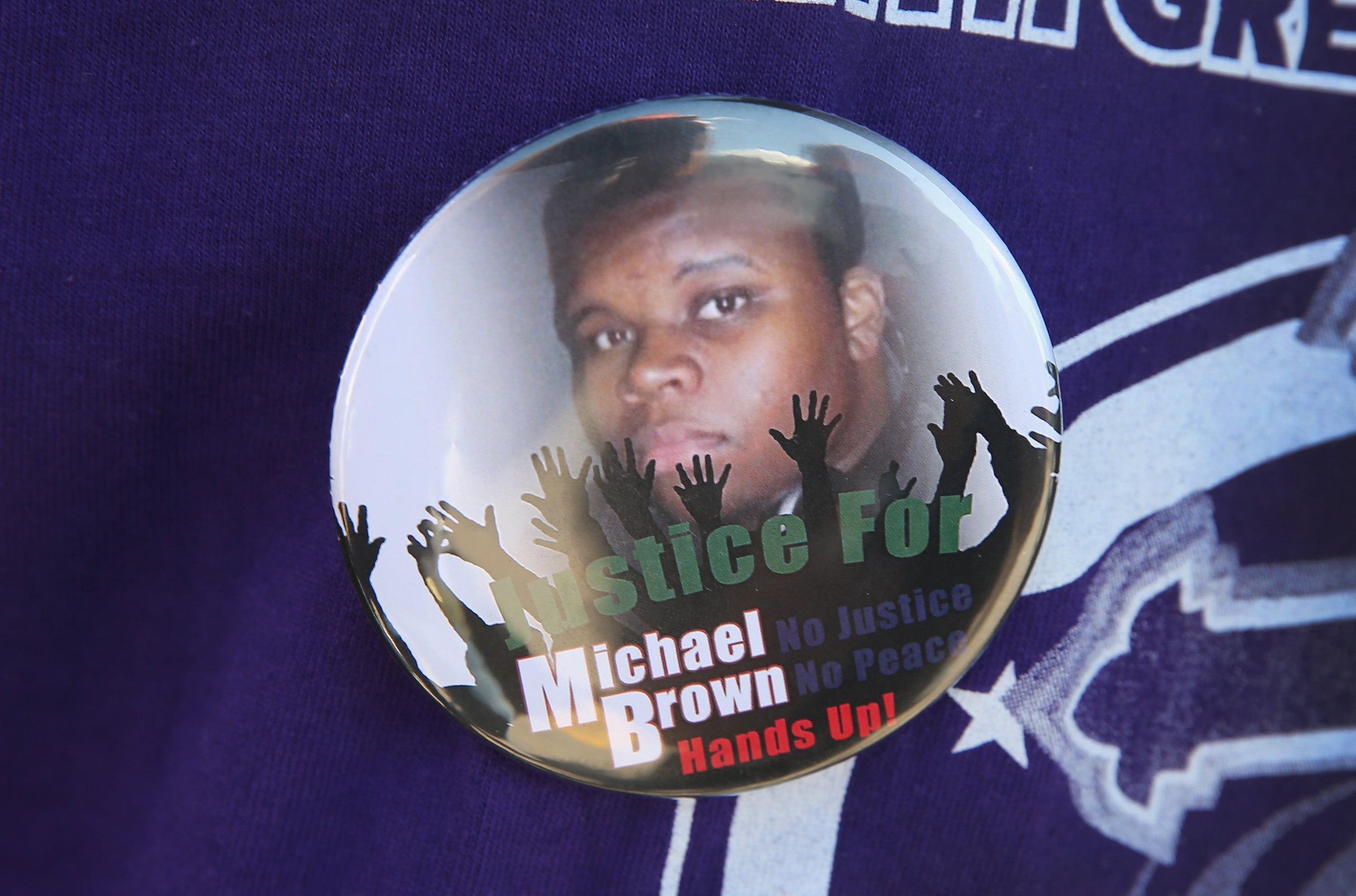 Ferguson, Missouri shooting: Lawsuits seek Michael Brown's juvenile ...