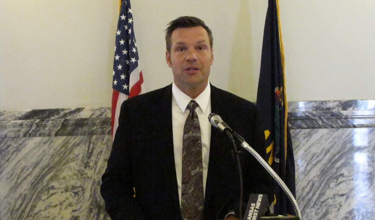 Democratic candidate stripped from some Kansas Senate ballots - CBS News