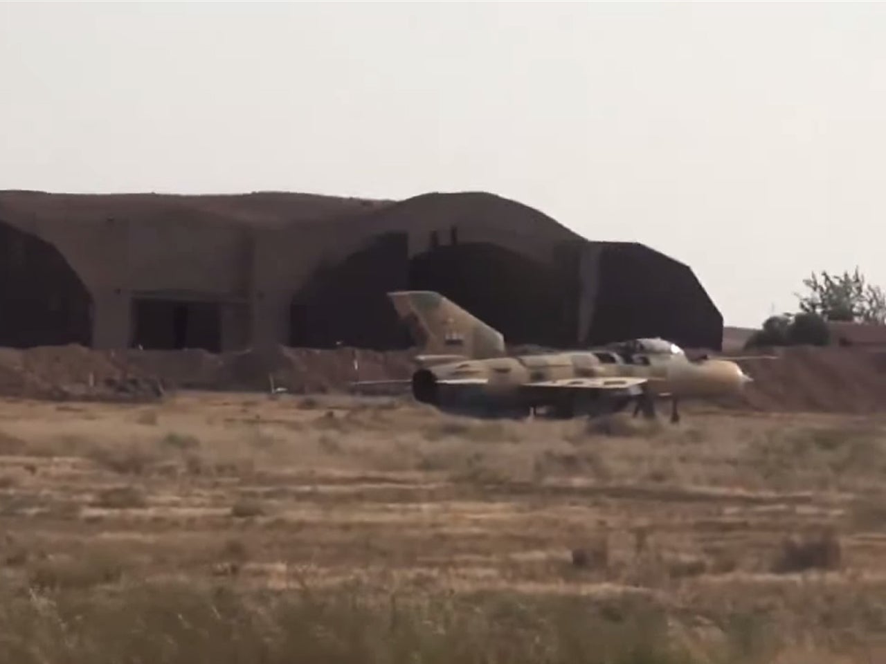 ISIS' alleged fighter jet fleet dwindling? - CBS News