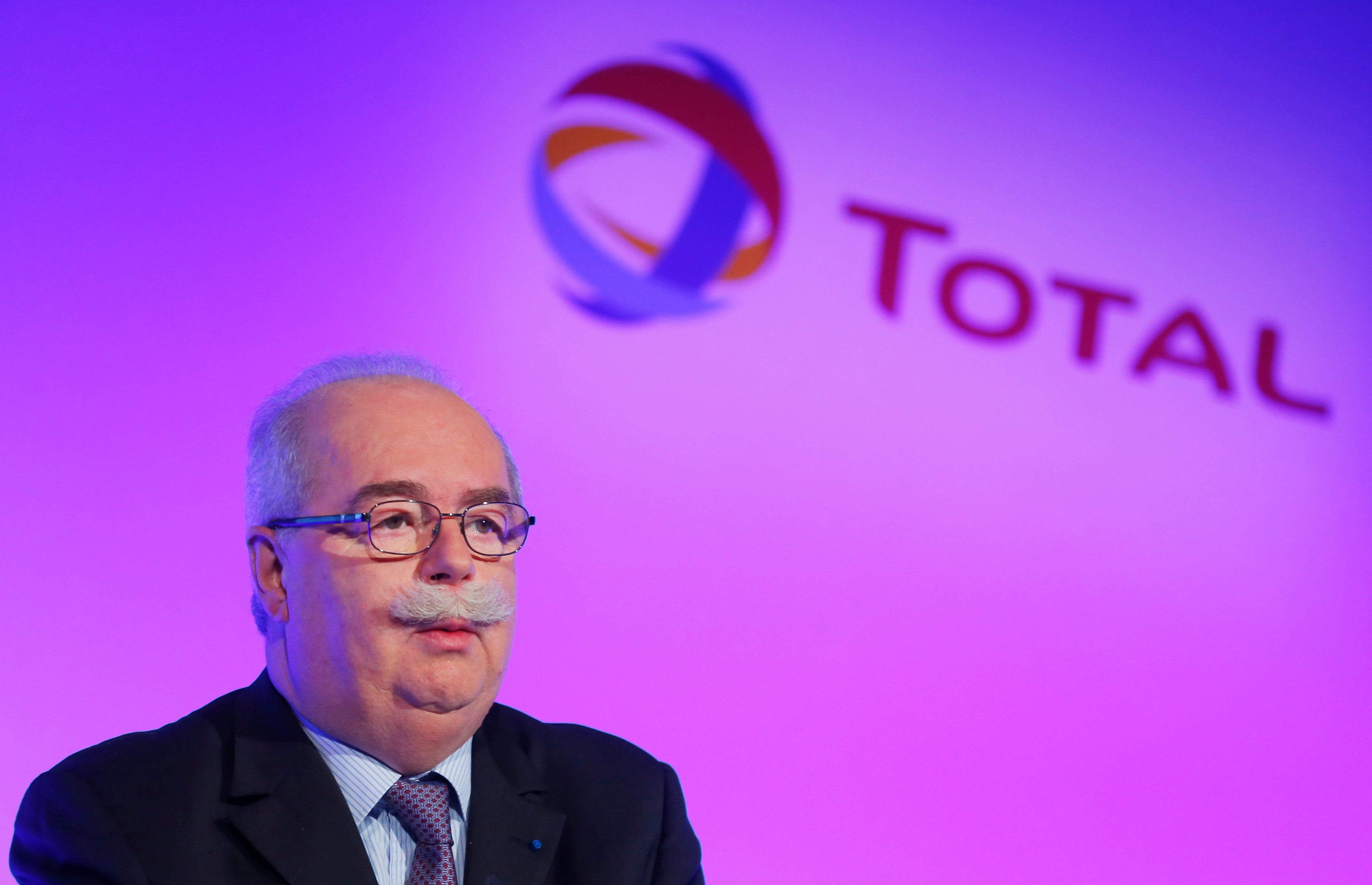 CEO of French oil giant killed in plane crash in Russia - CBS News