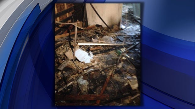 Man catches fire in NYC home, runs for help covered in flames - CBS News