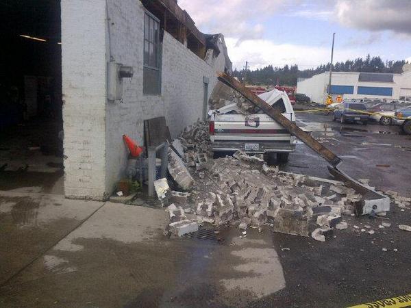 Damage reported after tornado in Washington State - CBS News
