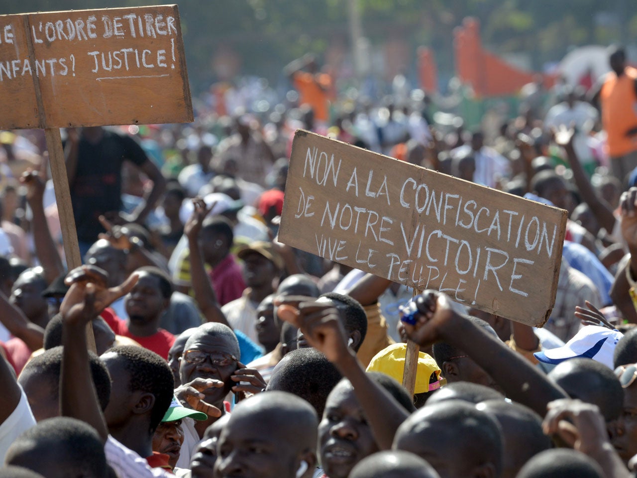 Burkina Faso dictator Blaise Campaore flees, two in military claim ...
