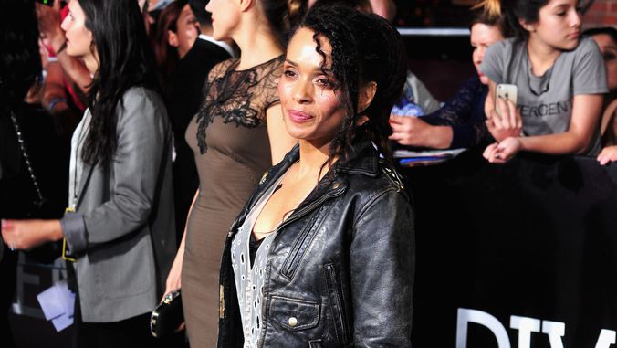 Did Lisa Bonet actually Twitter-slam Bill Cosby? - CBS News