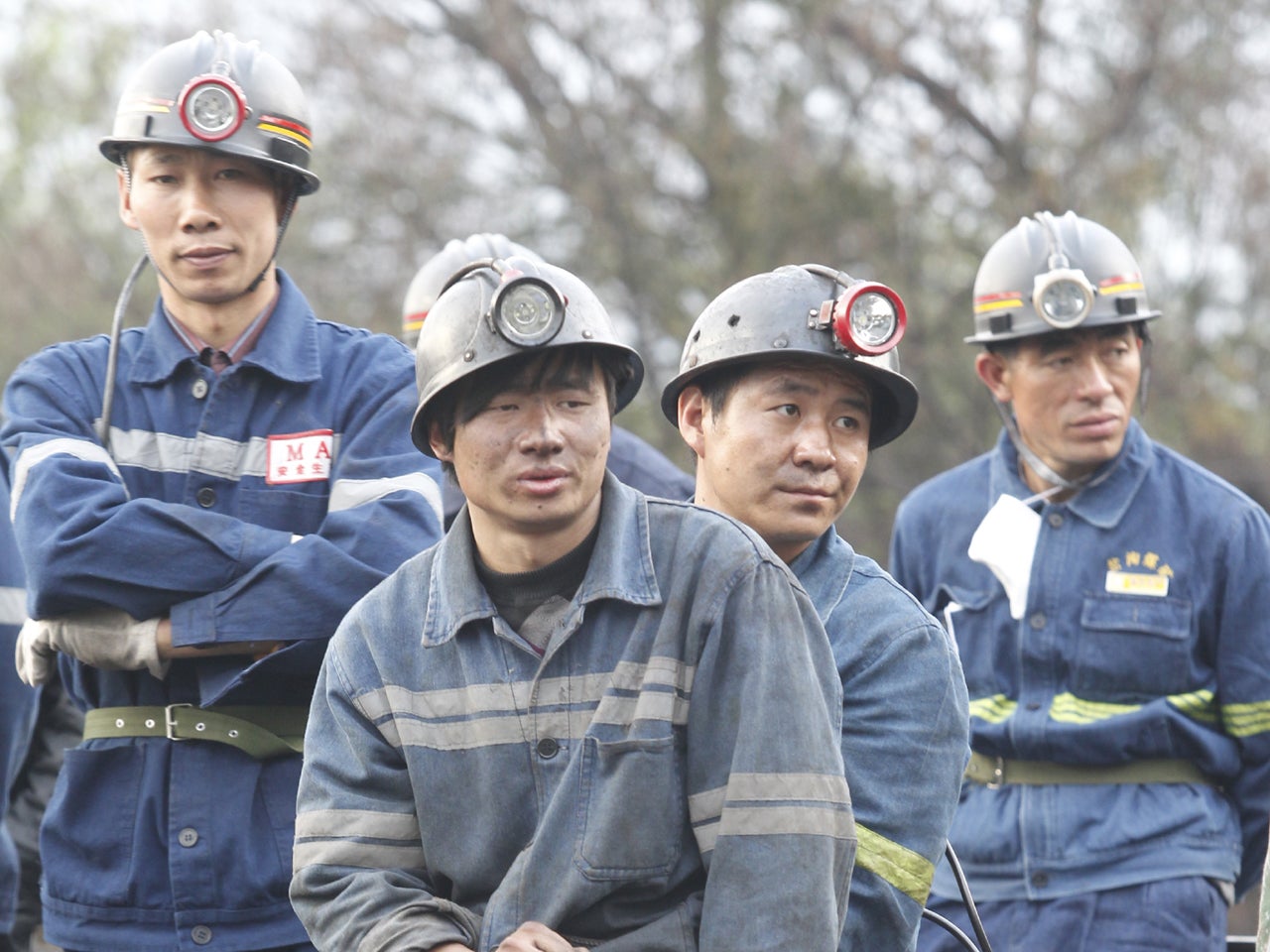 China coal mine fire kills dozens - CBS News