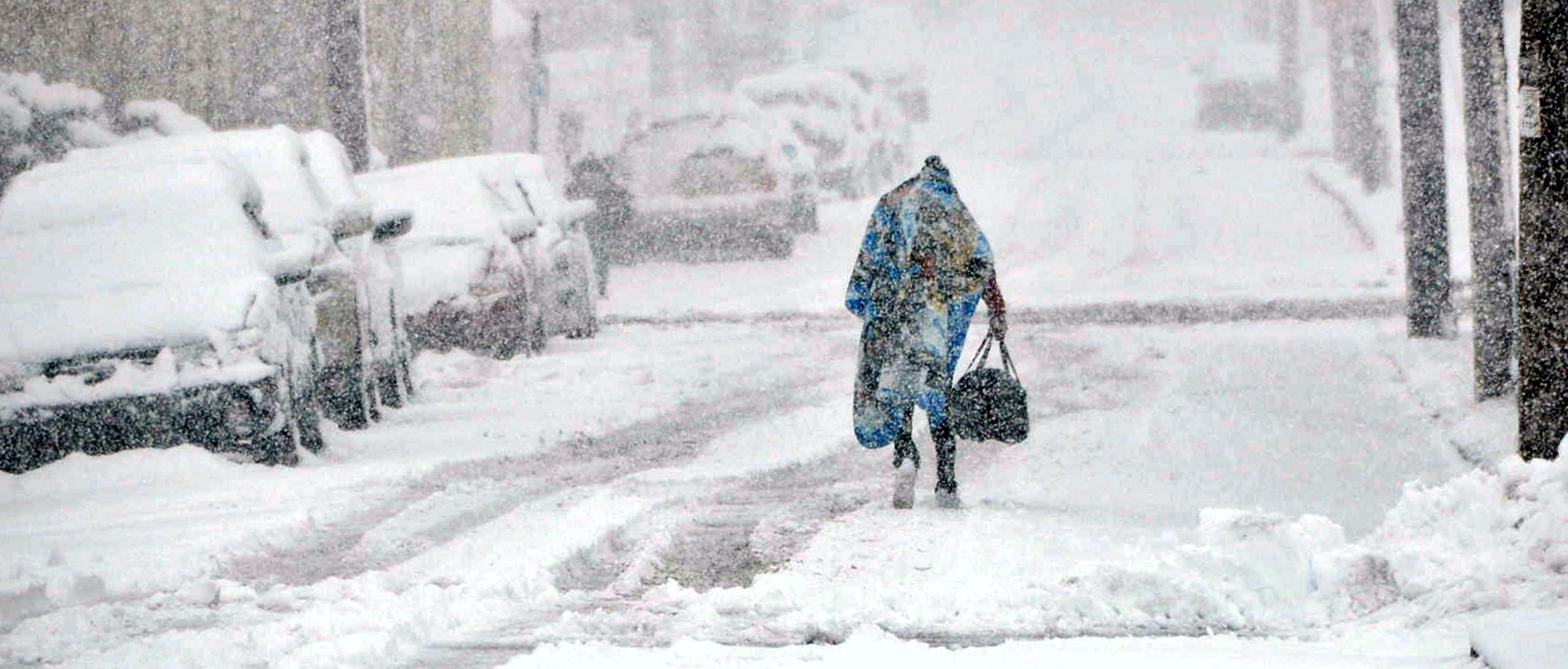 Thanksgiving snow leads to power outages and icy road conditions in New ...