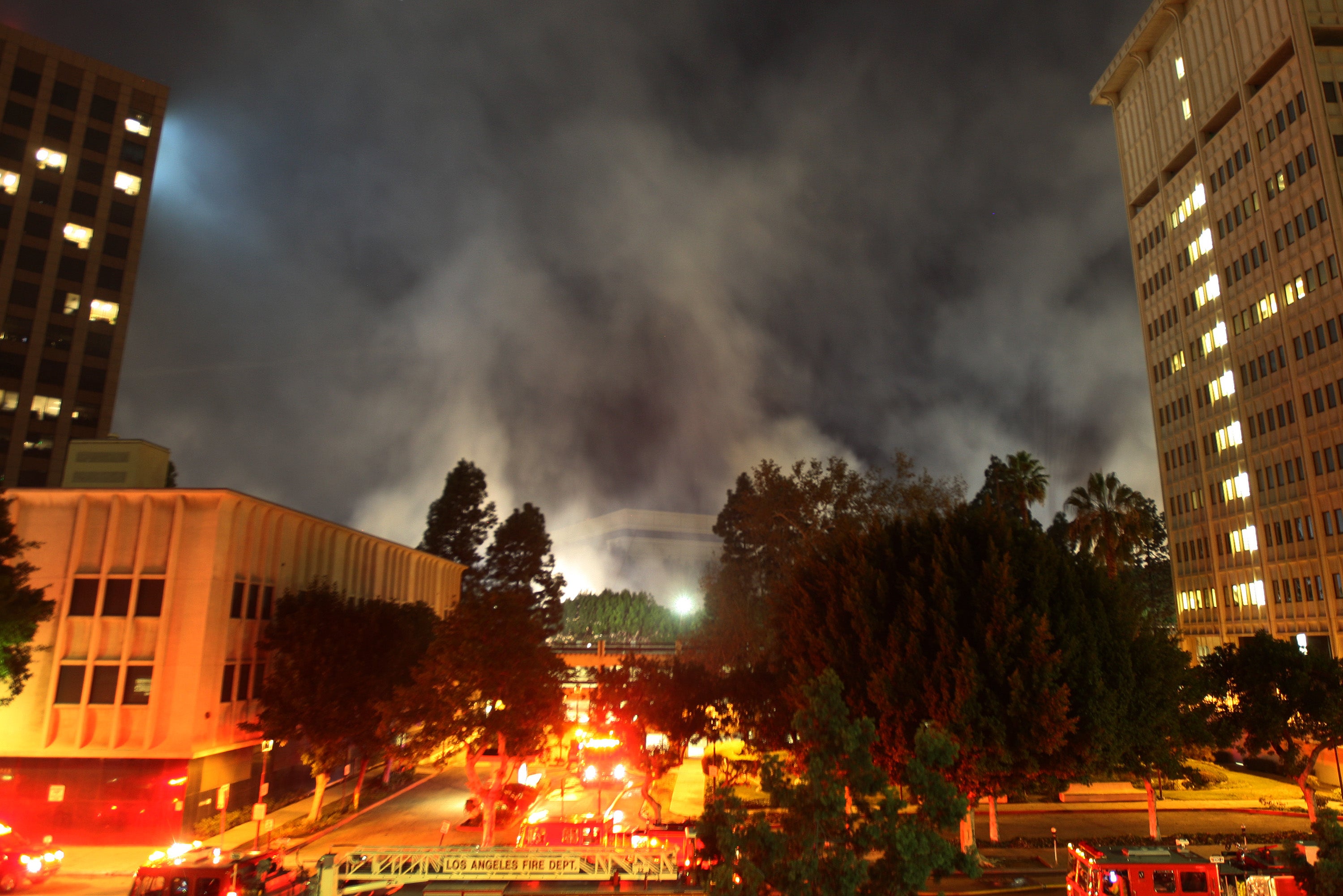 Arson may have caused L.A. fire, authorities say - CBS News