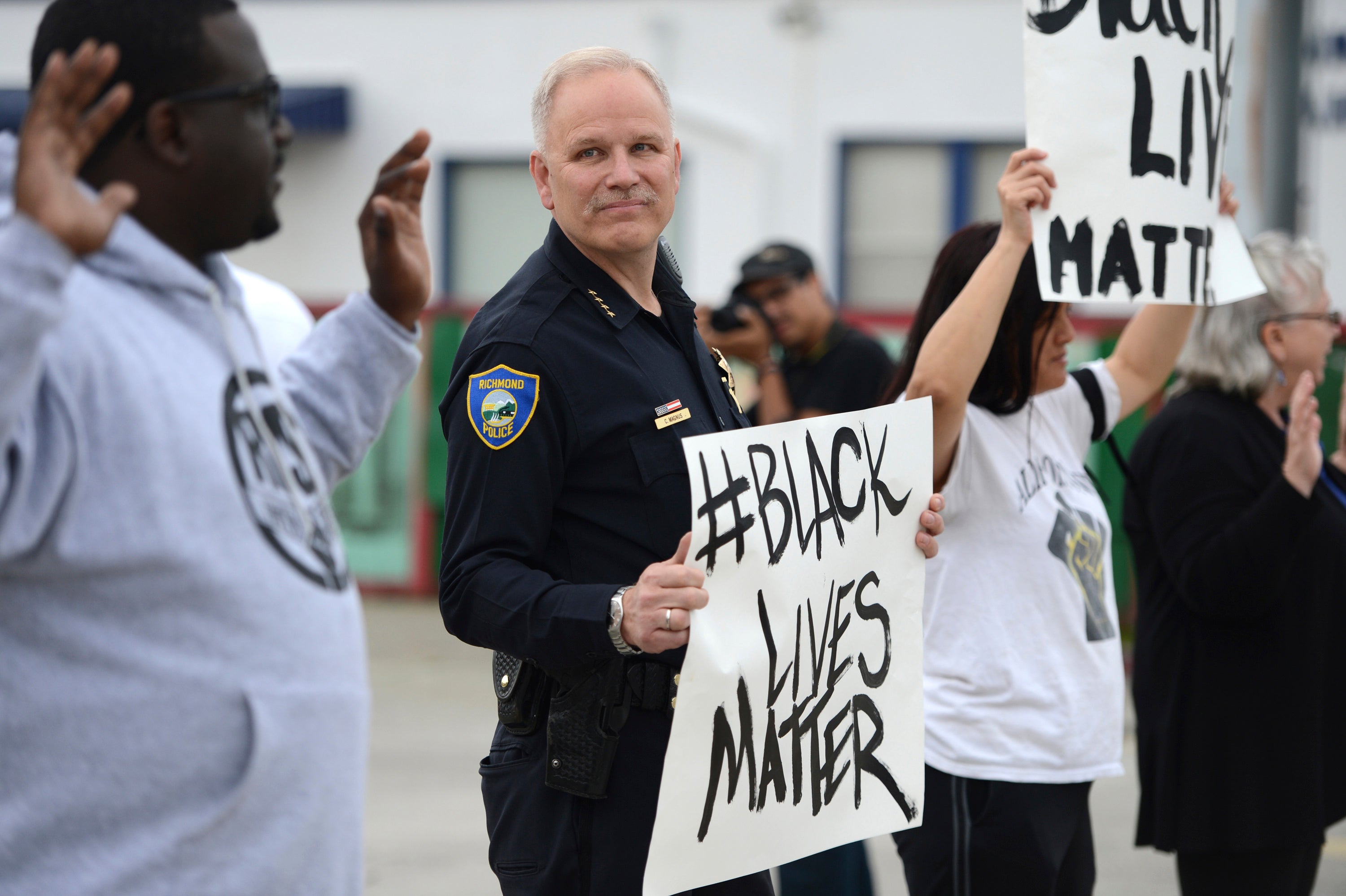 California police chief joins anti-police violence protests - CBS News