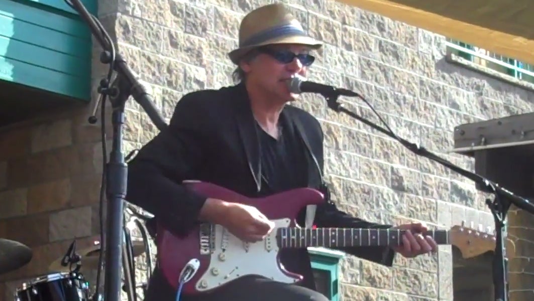 Guitarist Jeff Golub dies at 59 - CBS News