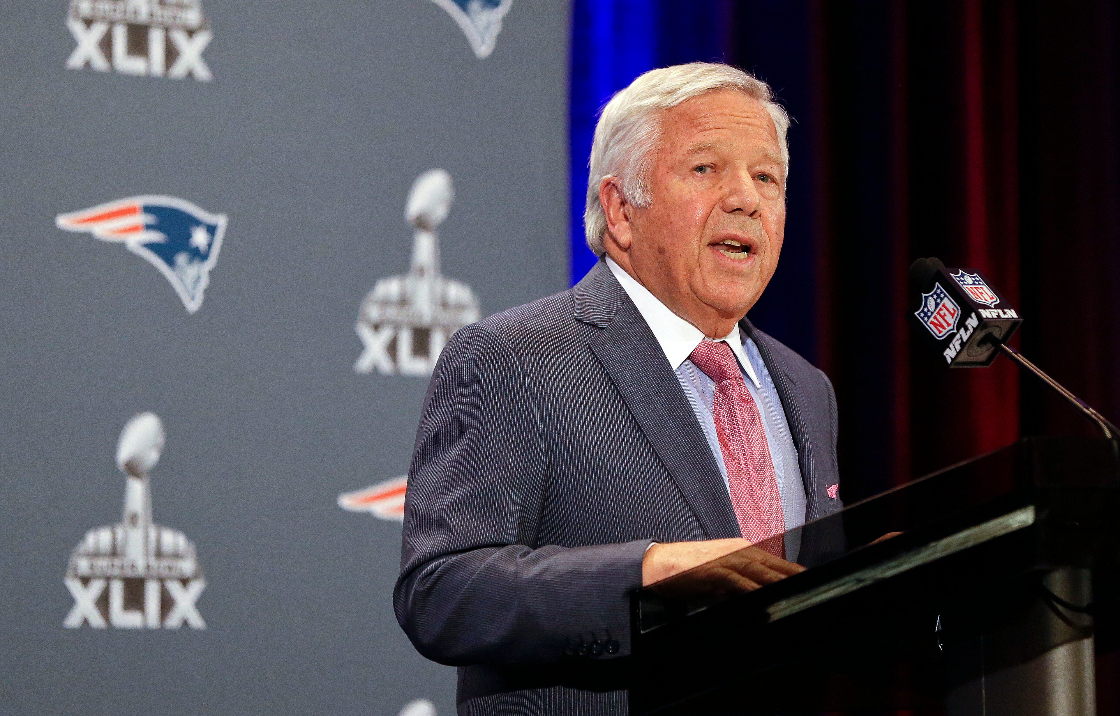 Patriots owner wants apology over "deflate-gate" - CBS News